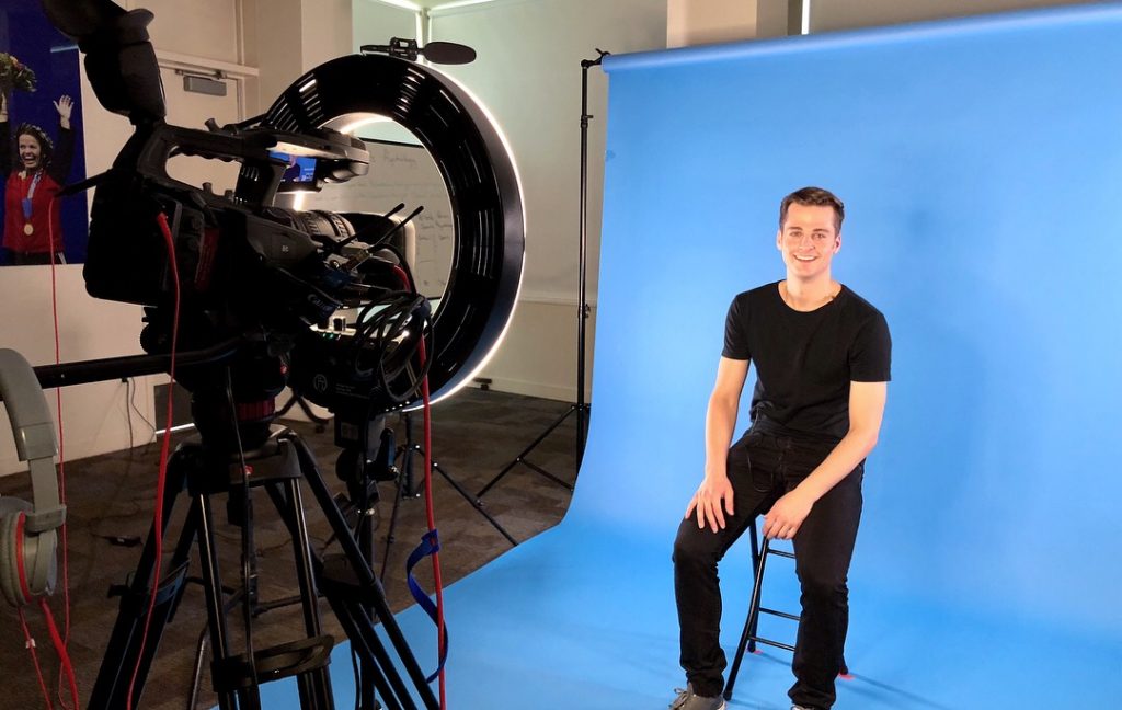 At age 28, Alex Johnson is set to make his Grand Prix debut - Figure ...