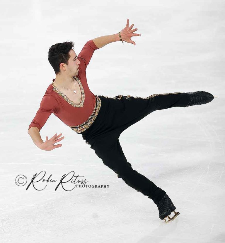 Photos – 2022 Grand Prix de France – Figure Skaters Online