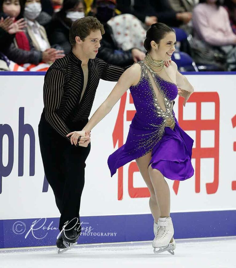 Photos – 2022 NHK Trophy – Figure Skaters Online