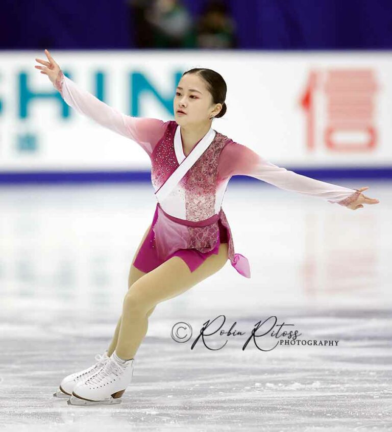 Photos - 2022 NHK Trophy - Figure Skaters Online