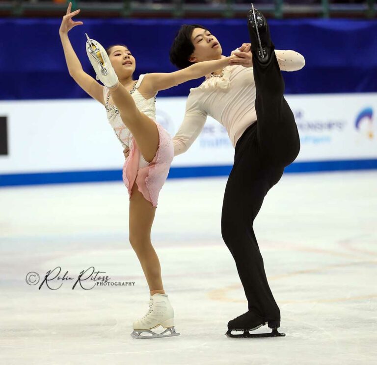 Photos - 2024 ISU World Junior Championships - Figure Skaters Online